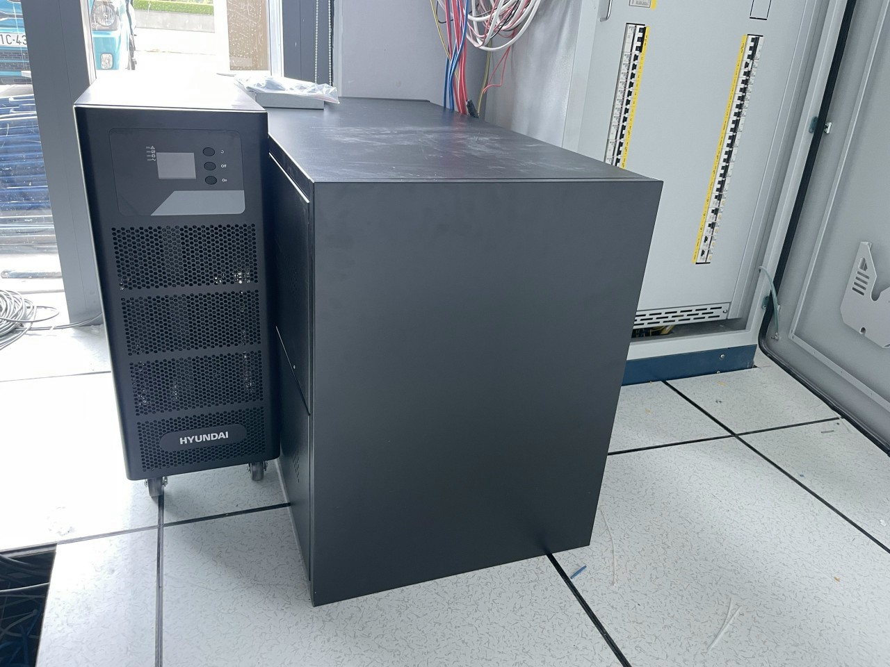 Bộ lưu điện 3 pha - UPS Hyundai Online 3P/3P, 3P/1P